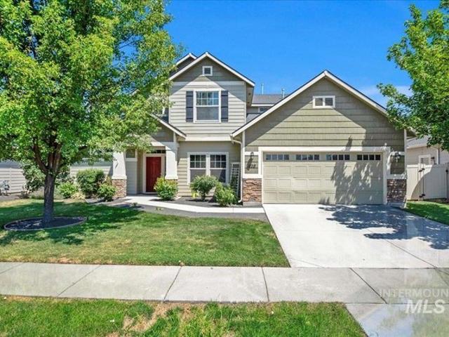 1128 W Creekbury Dr, Meridian, ID 83646