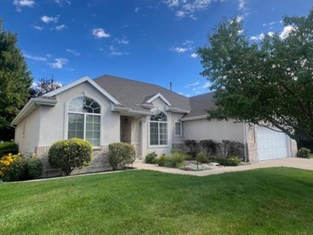 1128 W On the Green Way N Unit 33, Farmington, UT 84025
