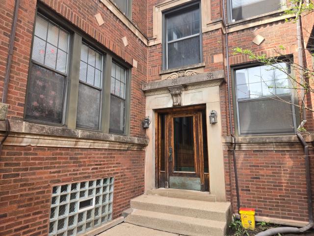 1128 W Pratt Boulevard # 1N