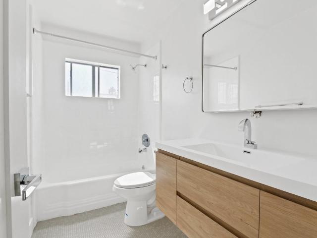 1128 7th Street 2 Bedroom Apartment for Rent at 1128 7th St, Santa Monica, CA 90403 Wilshire Montana
