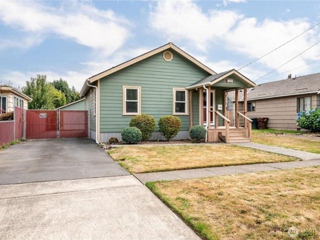 1128 9th Ave, Longview, WA 98632