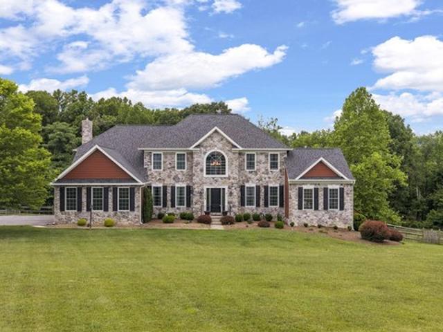 11293 Allium Ln, Lovettsville, VA 20180