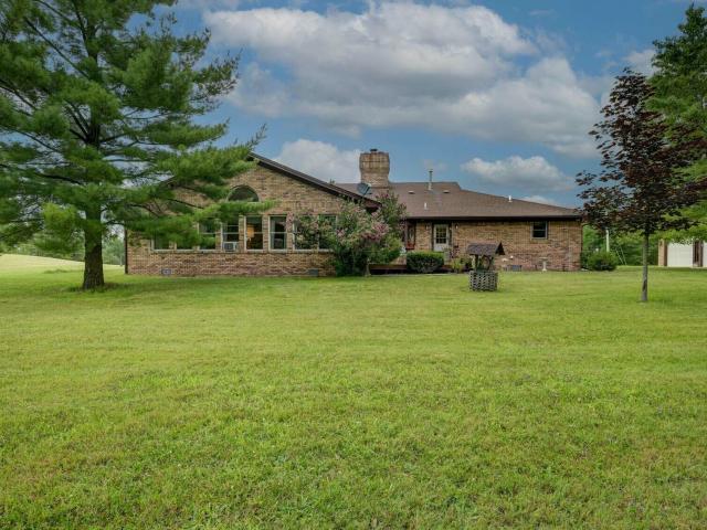 11290 Faussett Rd, Fenton, MI