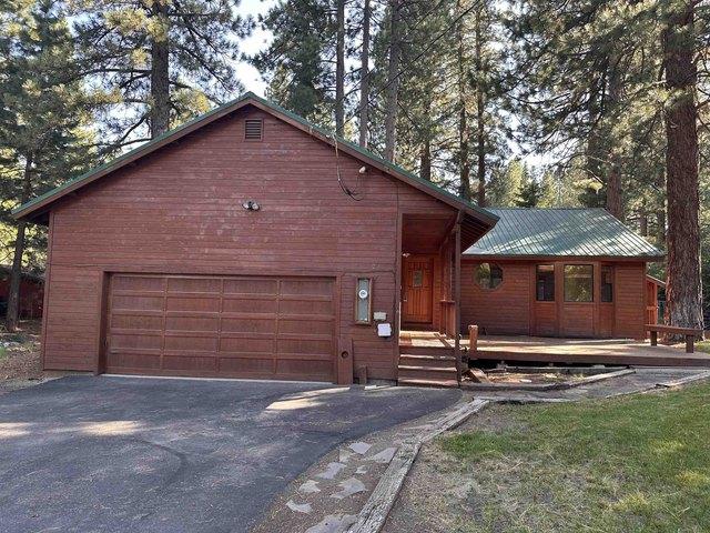11294 Bishop Pine Rd, Truckee, CA 96161