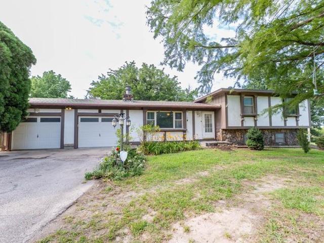 11294 SW 180th St, Rose Hill, KS 67133