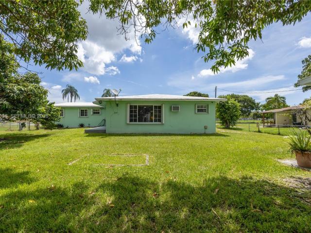 11298 NW 21st Ct, Miami, FL 33167 | MLS #A11999