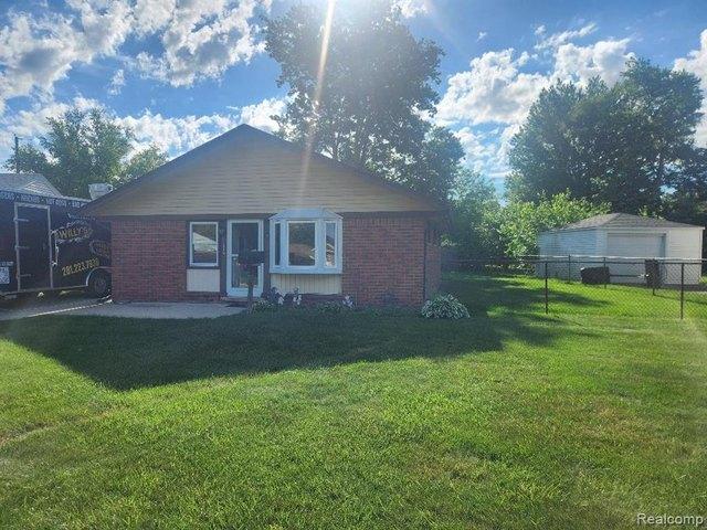 11298 Superior Ave, Warren, MI 48089