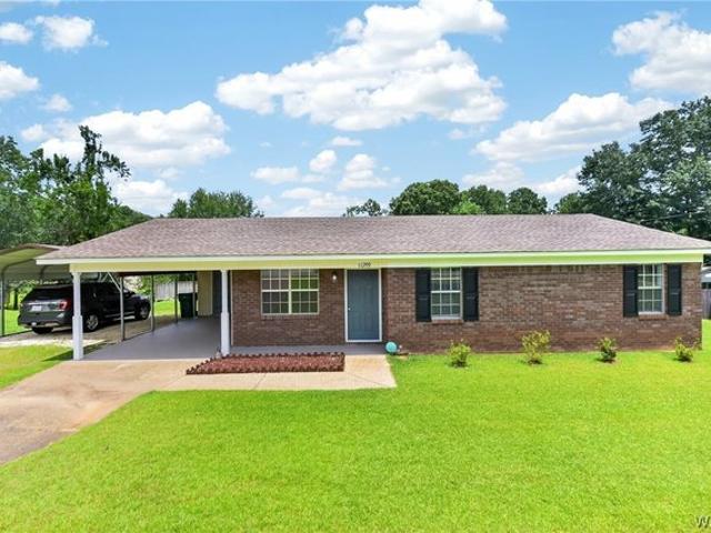 11299 Kindling Dr, Northport, AL 35475