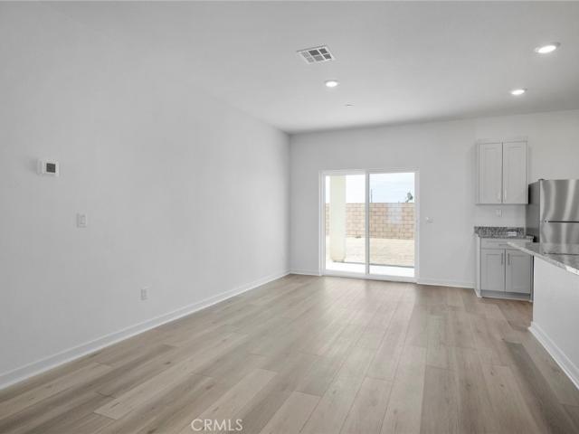 11299 Lancer Ln, Victorville, CA 92392 | MLS #SW26005 | Compass