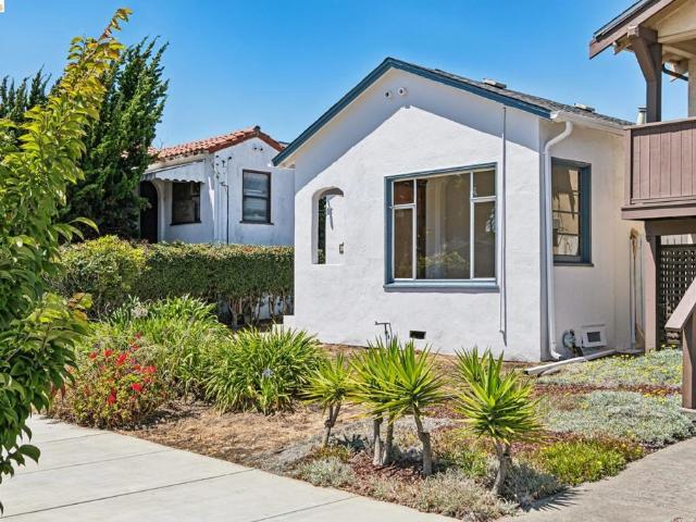 1129 Marin Ave