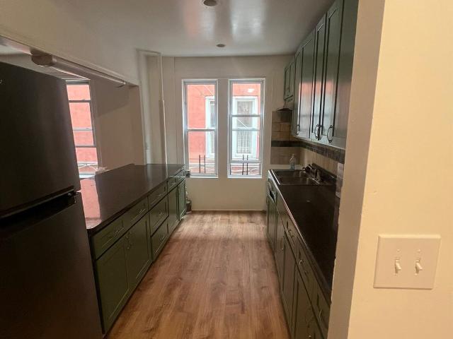1129 Noble Avenue, Unit 4 | Compass