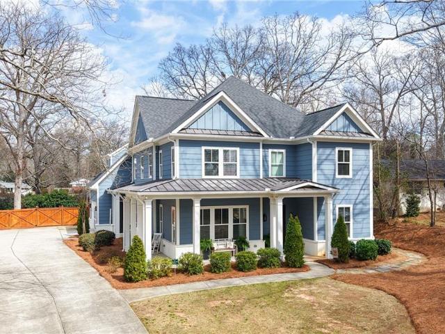 1129 Oakdale Drive SE