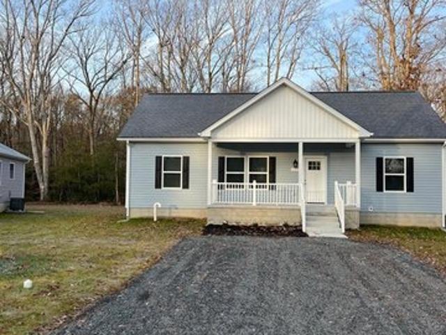 1129 Albrough Blvd, Colonial Beach, VA 22443