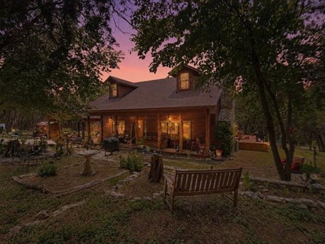 1129 County Road 306 # B, Rainbow, TX 76077