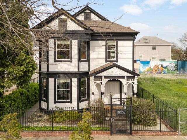 1129 D St, Sacramento, CA 95814 | MLS #226031 | Compass