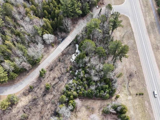 1129 E M28 Highway