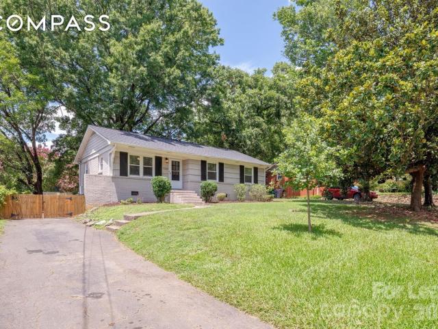 1129 Eastview Dr, Charlotte, NC