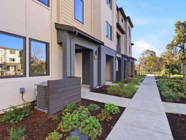 1129 Esther Ct, Palo Alto, CA 94303 | MLS #ML82041 | Compass