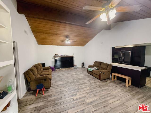 1129 Greenwood Drive
