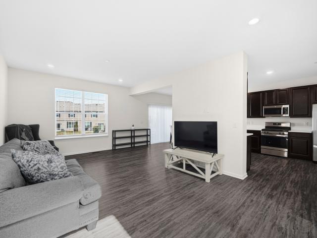 1129 Hawk Hollow Drive