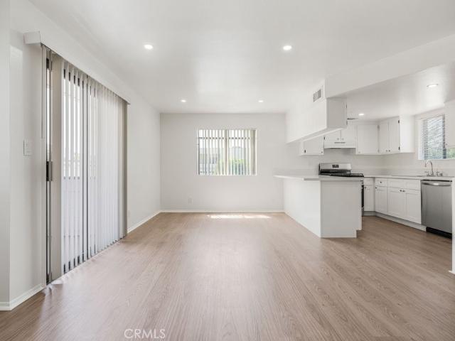 1129 Linden Avenue 1