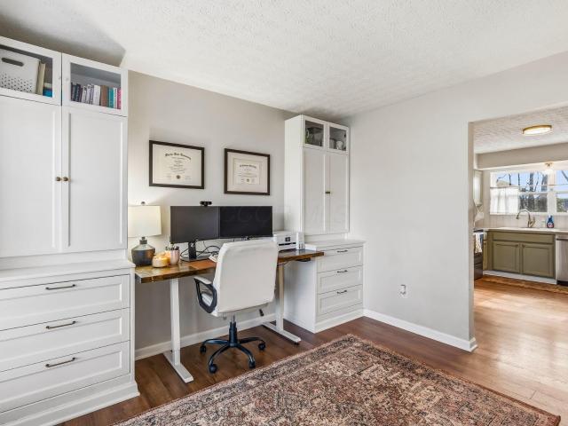1129 pebble brook drive