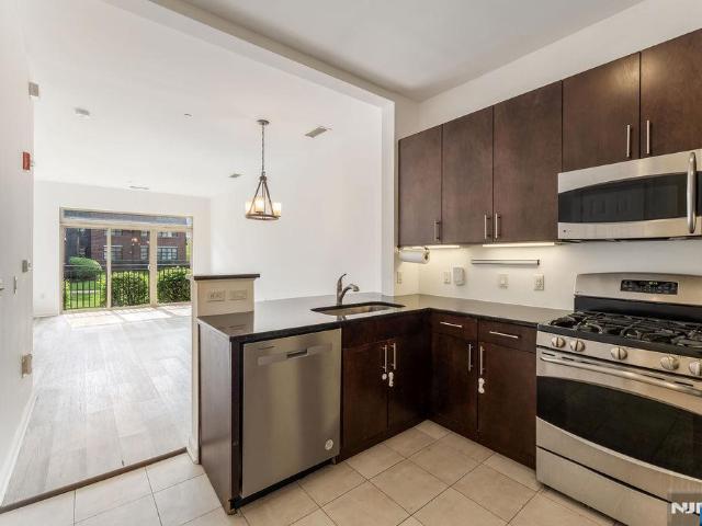 1129 Riverview Avenue # 129
