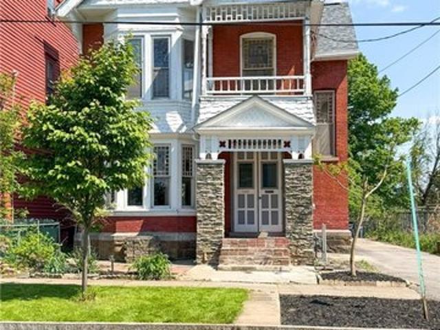 1129 Summit Pl, Utica, NY 13501