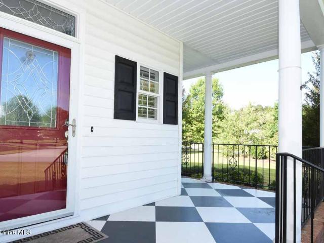 1129 Scarlet Oak Drive
