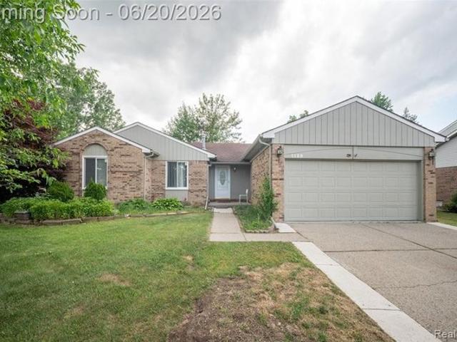 1129 Whittier Dr, Canton, MI 48187