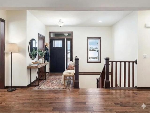 1129 16th Fairway Dr