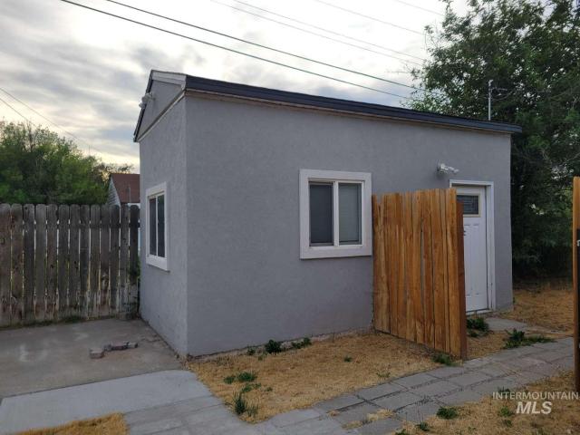 1129 6th Ave