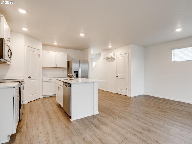 11203 SE 19th ST