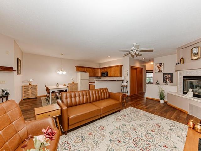 11200 W Gilbert Ave Unit D, Wauwatosa, WI 53226