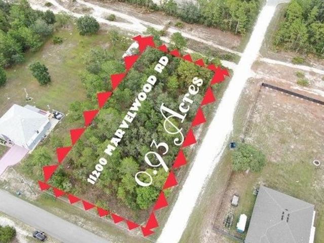 11200 Marvelwood Rd, Weeki Wachee, FL 34614