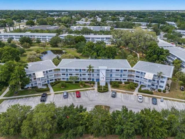 11201 80th Ave #210, Seminole, FL 33772