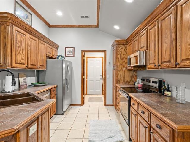 11201 Arbor Lake Drive