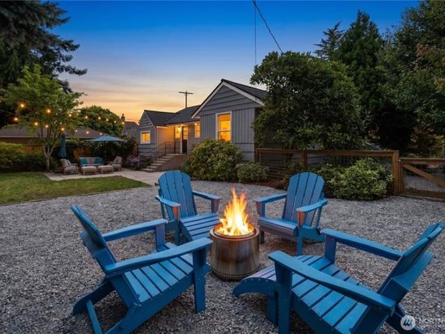 11202 Marine View Dr SW, Seattle, WA 98146