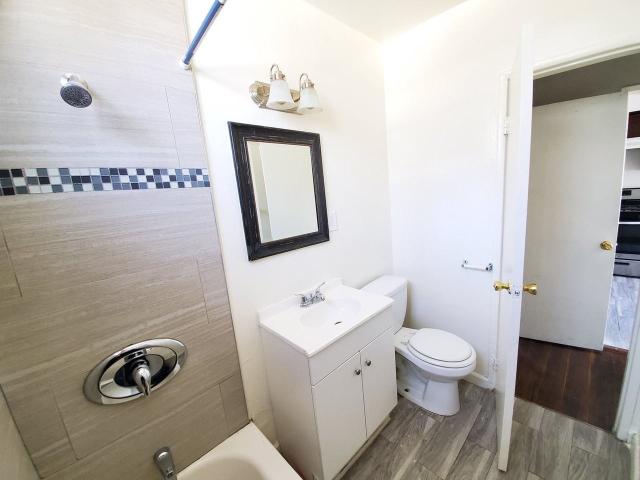 11207p 2 Bedroom Apartment for Rent at 11207 S Prairie Ave, Inglewood, CA 90303
