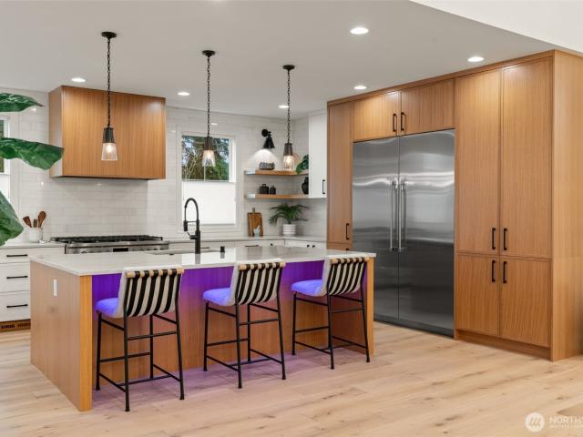 11204 th Ave NE