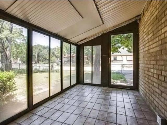 11204 Erich Dr, Balch Springs, TX 75180