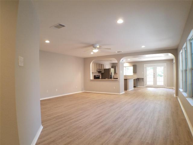 11208 Blairview Ln