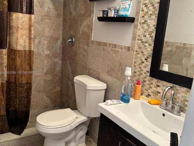 11208 SW 67th Ter, Miami, FL 33173 | MLS #A11863