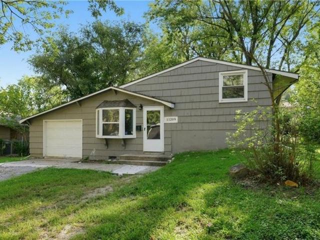 11209 Marsh Ave, Kansas City, MO 64134