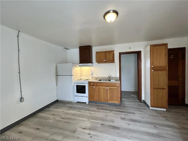 1120 Main Street #6