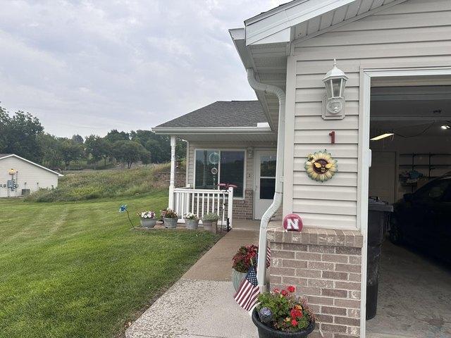 1120 Meadow View Ct Unit 1, Sioux City, IA 51106