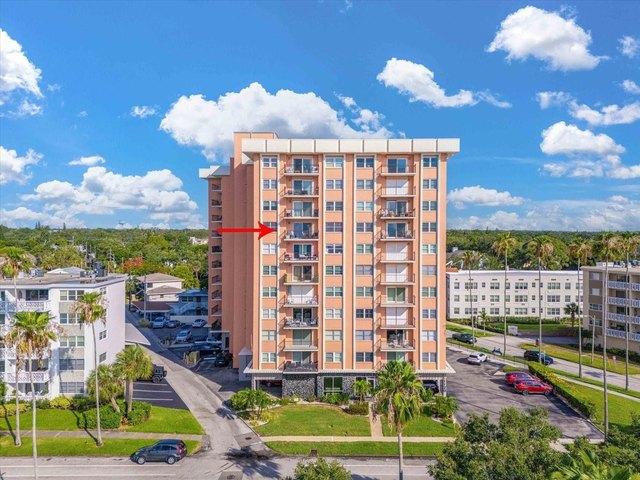 1120 N Shore Dr NE Unit 802, Saint Petersburg, FL 33701