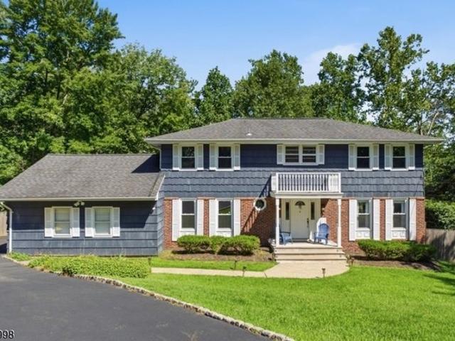 1120 N Washington Ave, Green Brook, NJ 08812