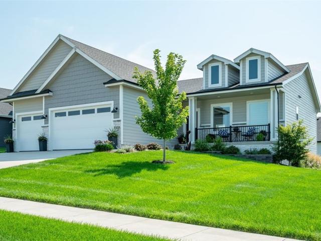 1120 NE Forest Ridge Ct, Ankeny, IA 50021