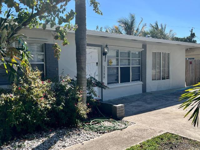 1120 NE 23rd Pl, Pompano Beach, FL 33064 | MLS #F10550 | Compass